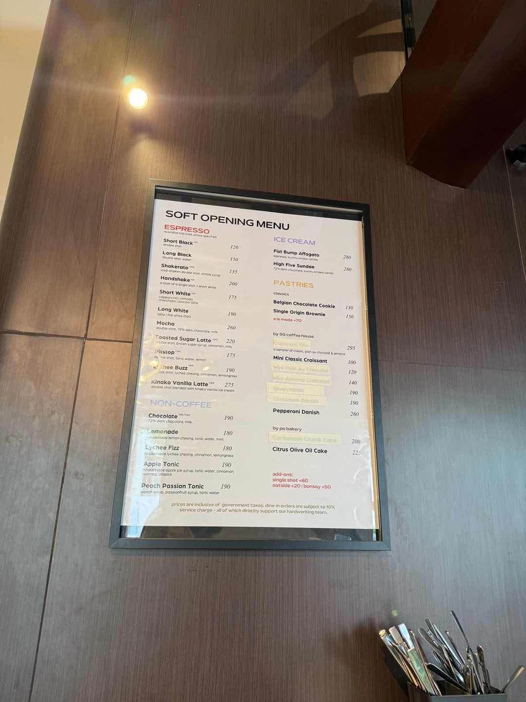 Grouphug Cafe - Westgate at Metro Manila, Muntinlupa