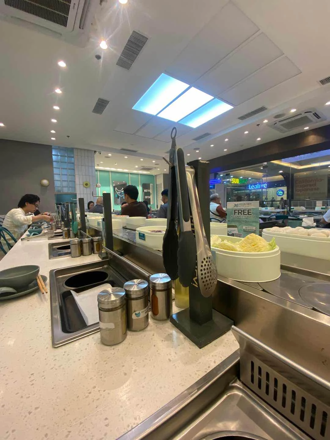 Moon Hey Hotpot and Grill Alabang at Metro Manila, Muntinlupa