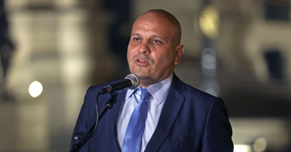 Alejandro Salas sobre cambios en el Gabinete: "Hay que ser bien ...