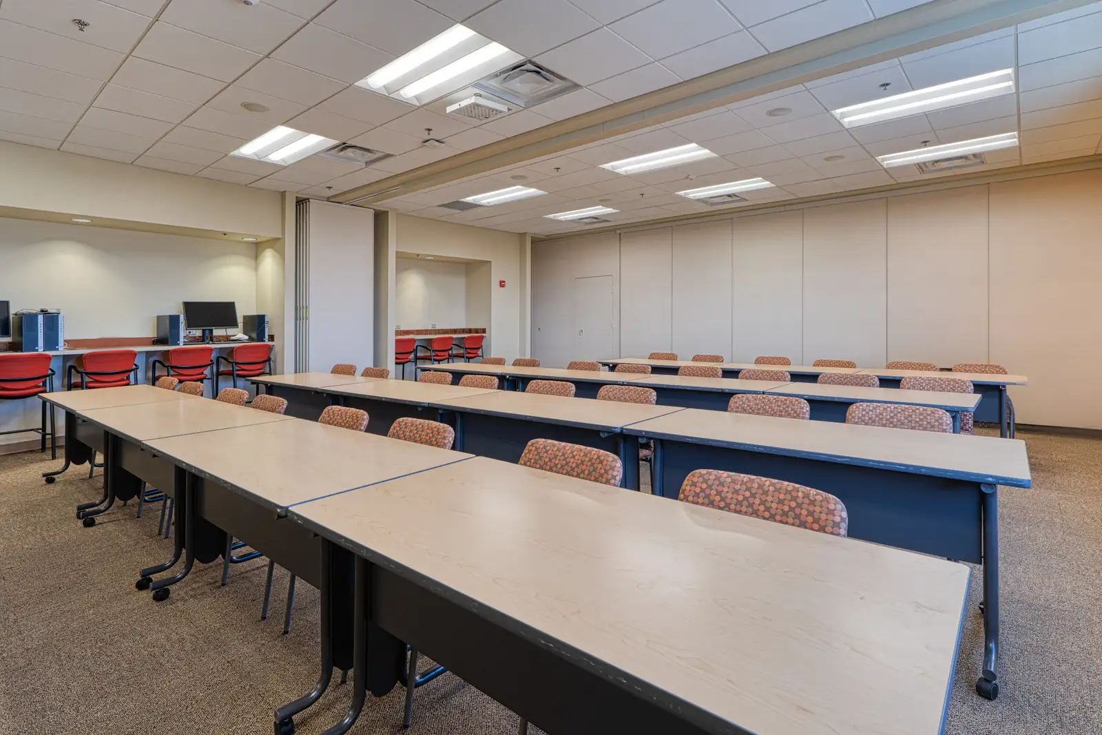 High-Tech Lab Space & Office