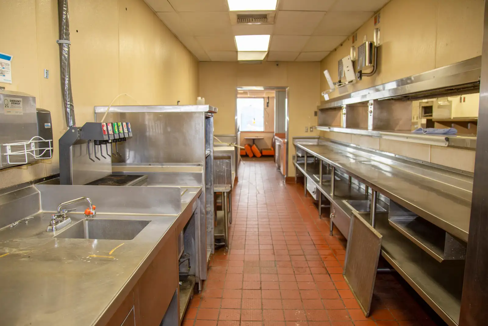 Freestanding Second Generation Restaurant Building