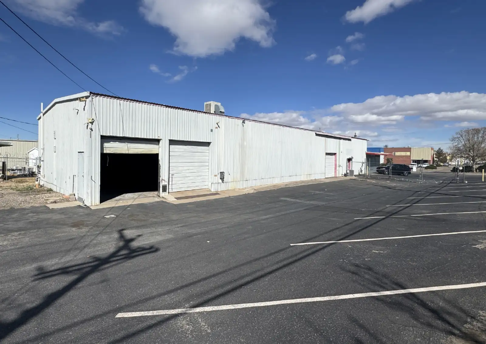 Freestanding Office/Warehouse with Yard