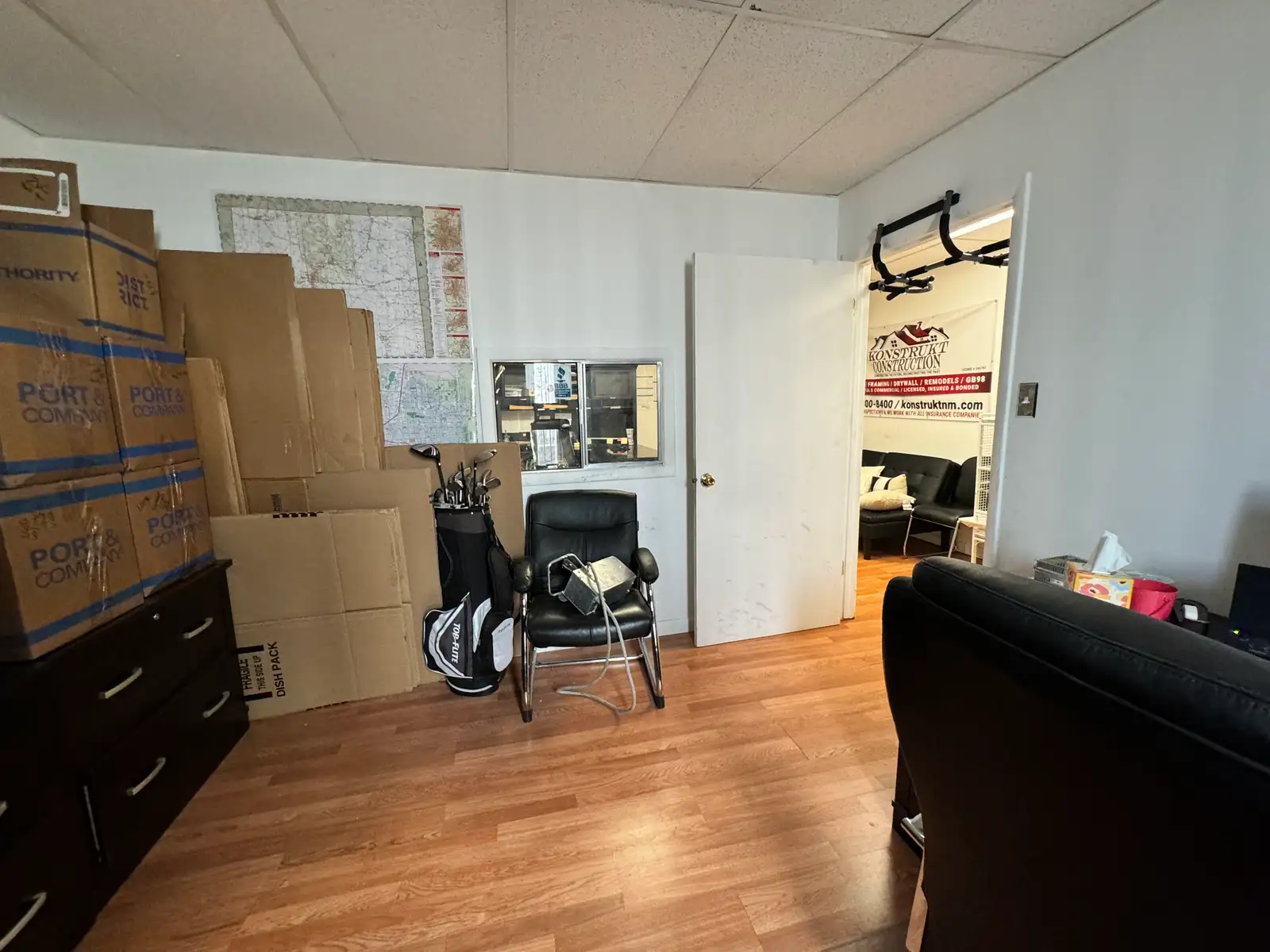 8,700 SF Office/Warehouse with Pylon Sign