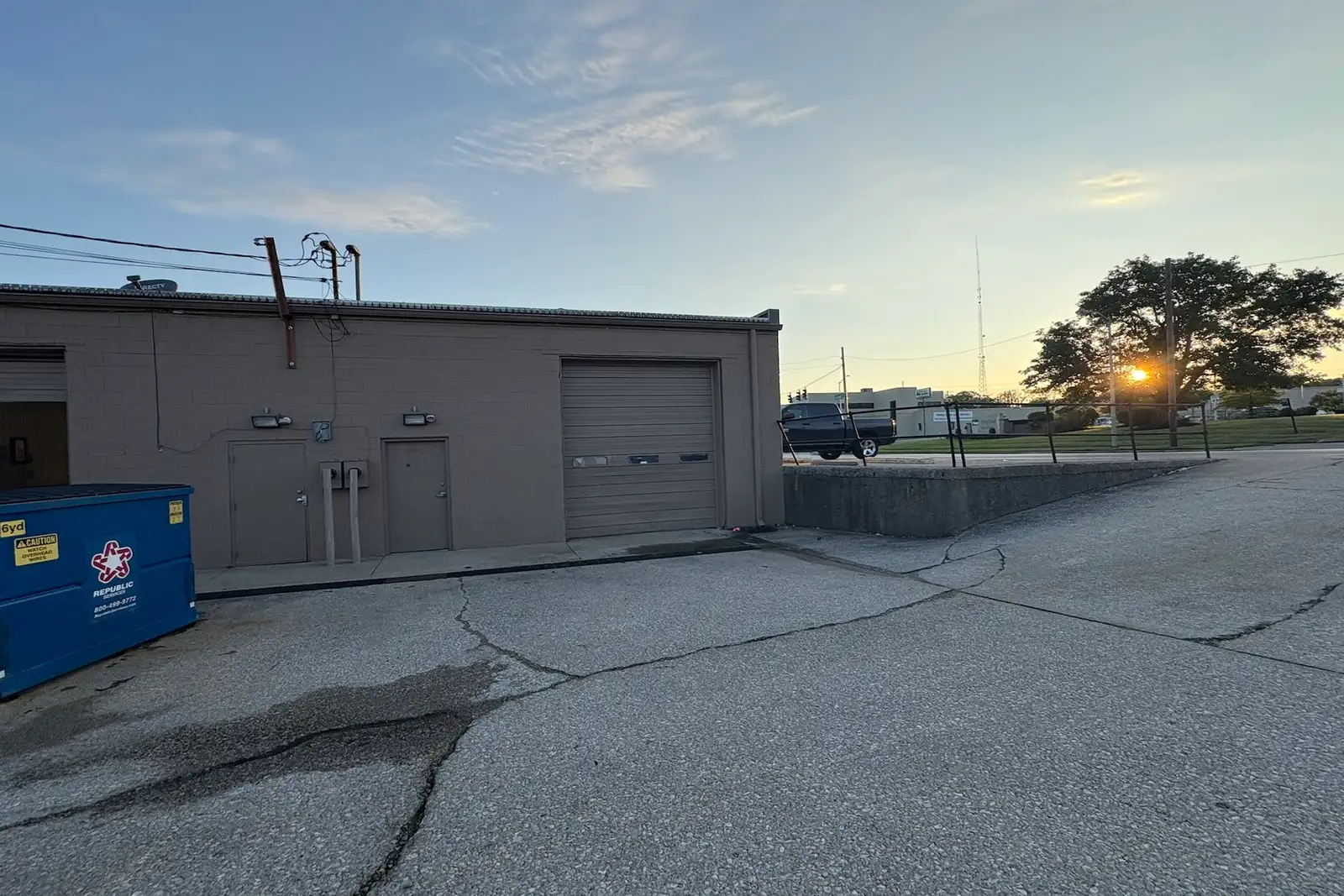 2340-2350 Palumbo Drive