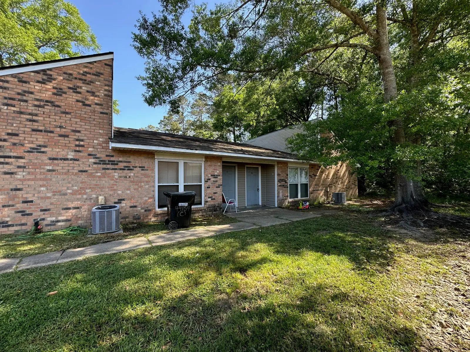44154 Simpson Pl 4 PLEX - 4-2 BED/1 BATH Units