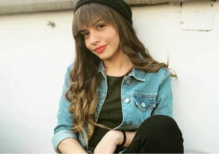 Daniela Parra vende tamales para ayudar a su padre Héctor Parra - Reto ...