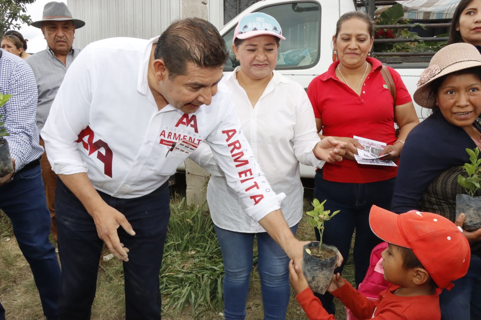 Por amor a Puebla y con la visión humanista de AMLO, Armenta intensifica jornadas forestales ...