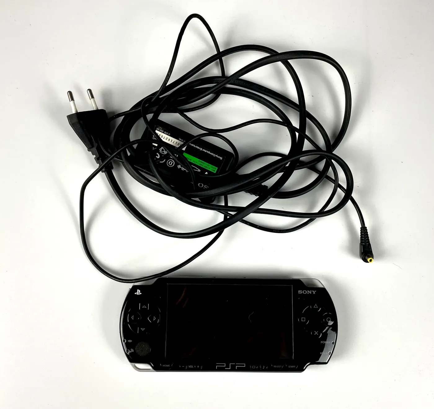 PlayStation PSP-2004 Console Set - PlayStation Portable (PSP) | Retrobroker