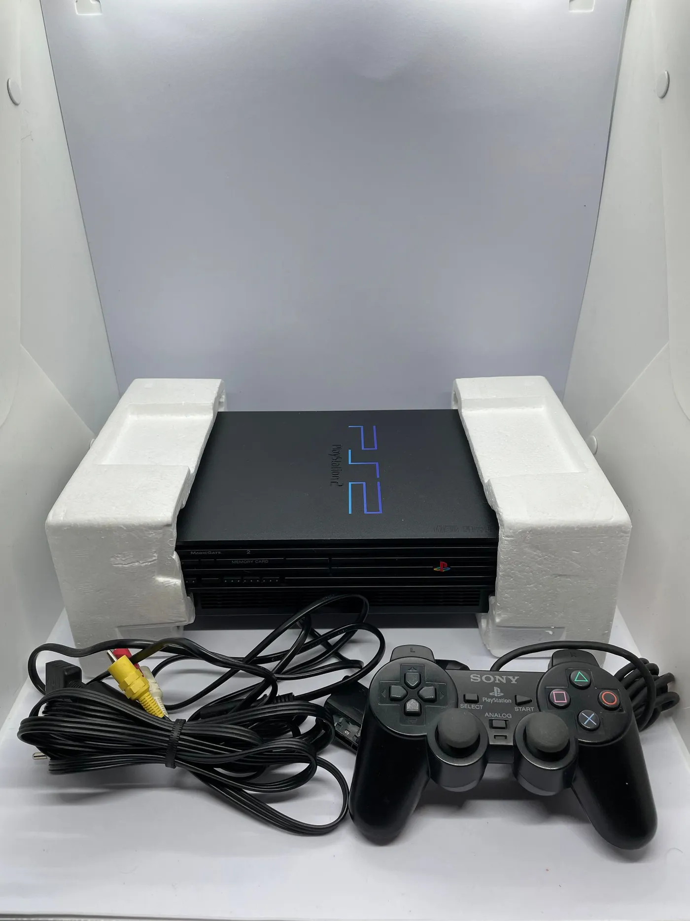 PlayStation 2 SCPH 30003 R Boxed Set console