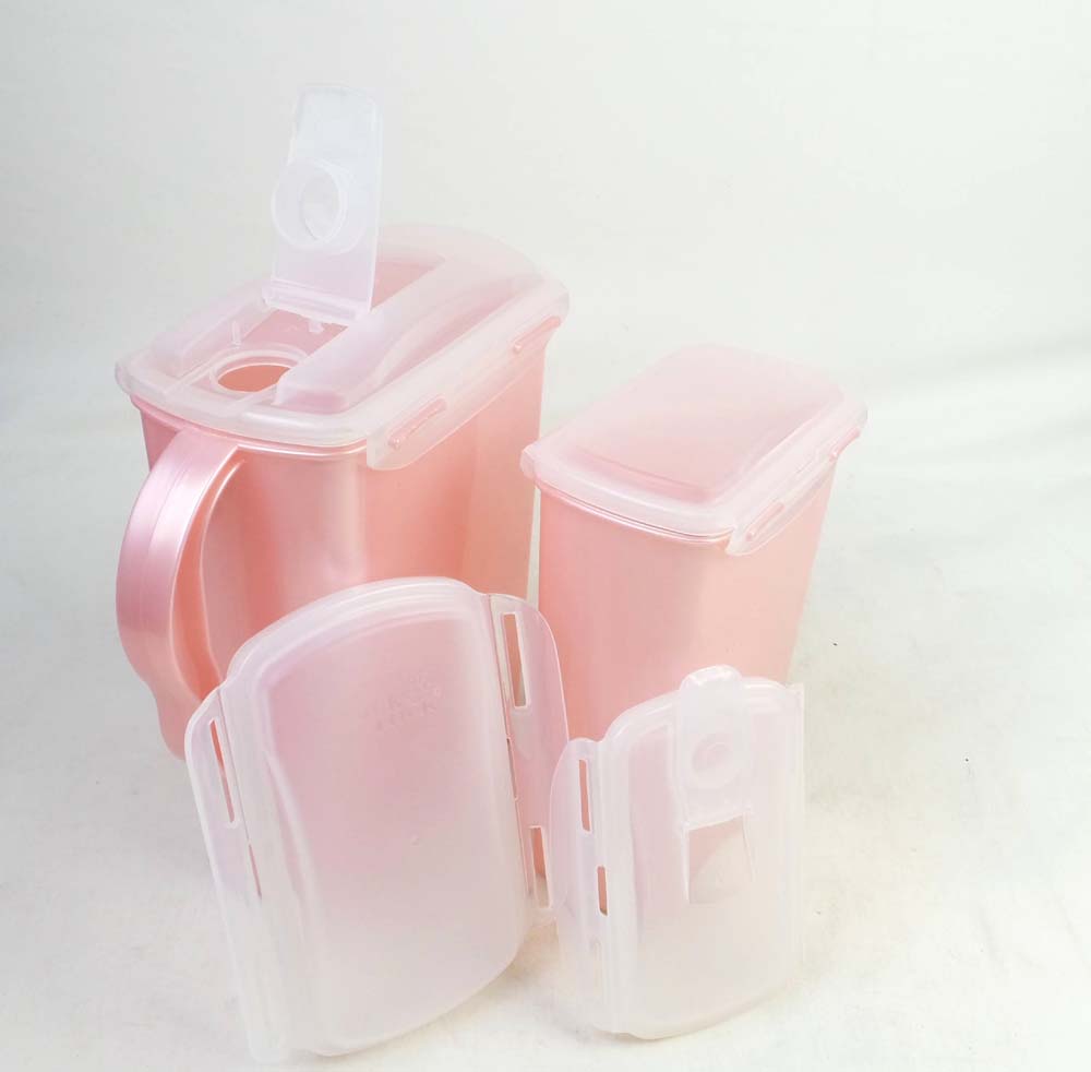 LocknLock 2-Piece Pitcher Set w/ 2 Travel Lids & Colored Body | Jender