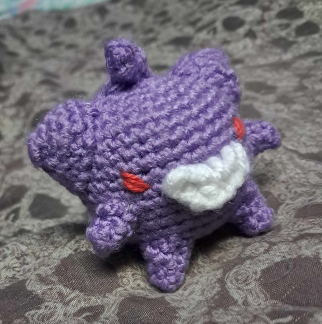 Ambermainian's make photo for Gengar Pokemon Amigurumi