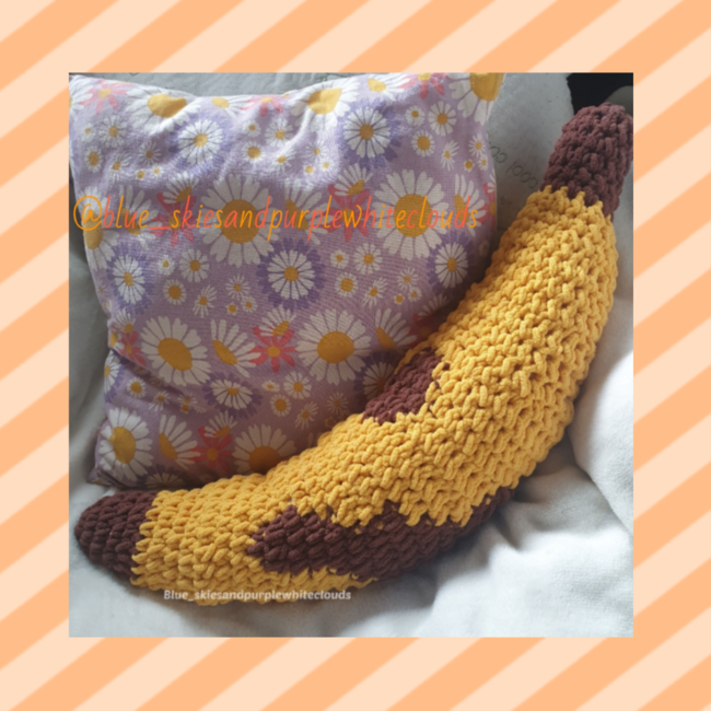 Jumbo Banana Pillow: Crochet pattern | Ribblr