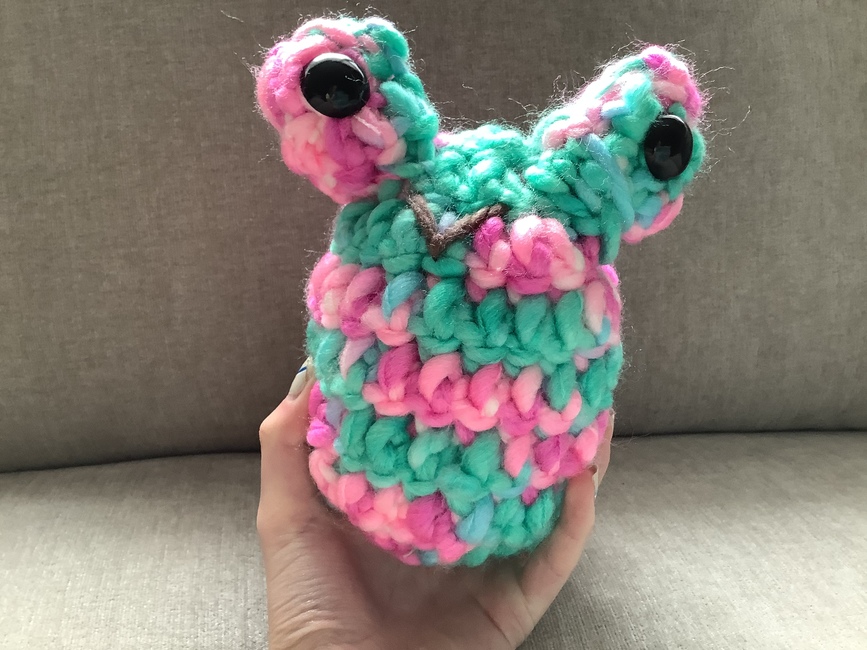 FREE Cute Frog Ball: Crochet pattern | Ribblr