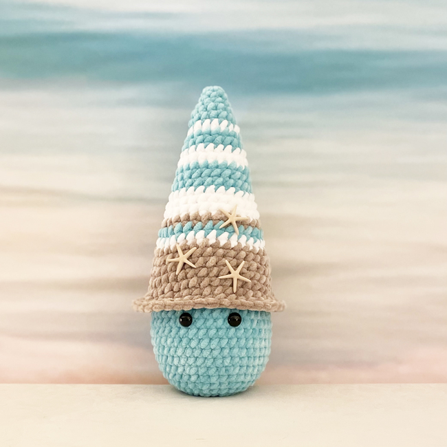 Misty Raindrop Plush with Sandy: Crochet pattern | Ribblr