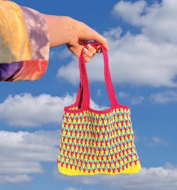 mini crochet tote bag pattern: Crochet pattern | Ribblr