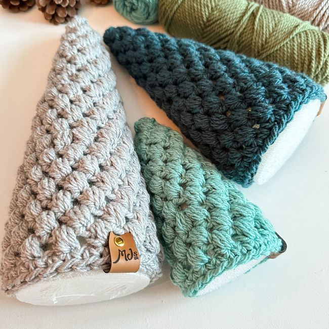 Festive Puff Stitch Trees: Crochet pattern | Ribblr