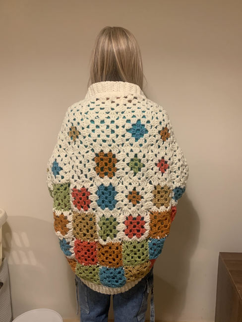 Starry Granny Square Shrug: Crochet pattern | Ribblr