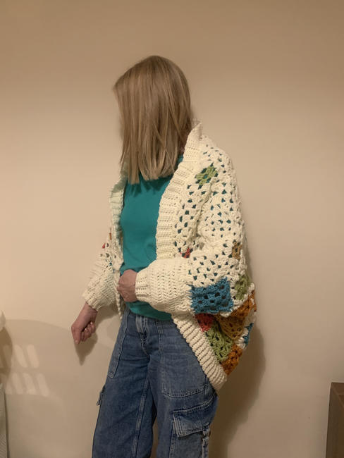 Starry Granny Square Shrug: Crochet pattern | Ribblr