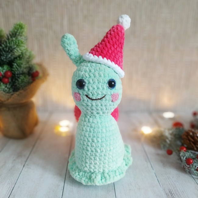 Christmas snail: Crochet pattern | Ribblr