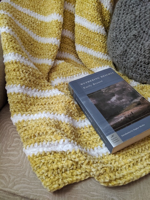 Reading Nook Blanket: Crochet pattern | Ribblr