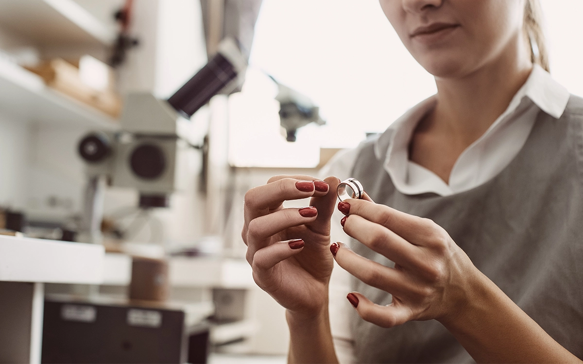Lead and Nickel in Jewelry: What You Need to Know | ELF925