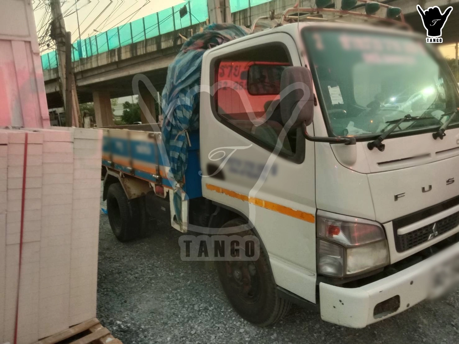 รถยกแทงโก้ บริการรถลากจูง รถสไลด์ รถสไลด์เครน