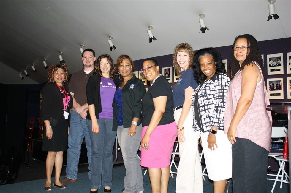 Diva Design participants work together on their final presentations.