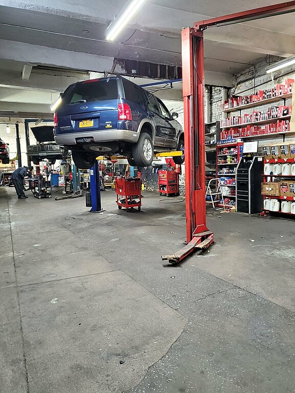 Dependable Auto Repair & Body - Ridgewood, NY 11385 Auto Repair