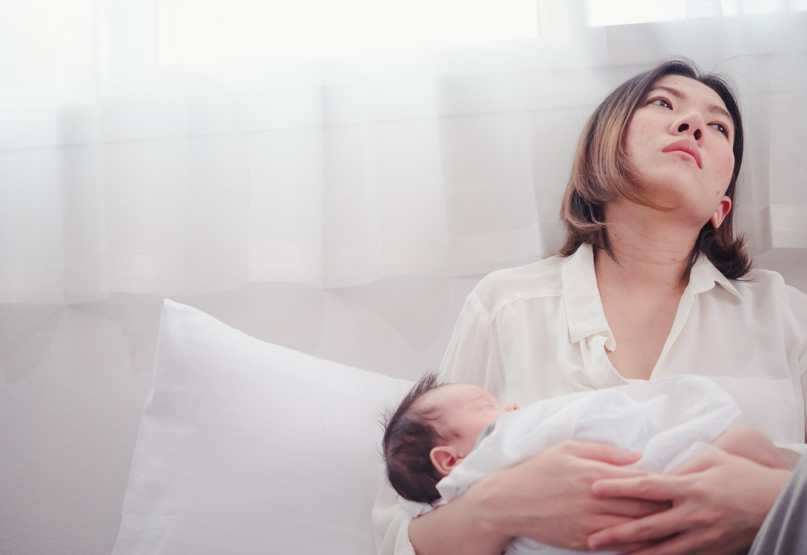 Psikosis Postpartum: Penyebab, Gejala, dan Cara Mengatasi | RS Pondok Indah Psikosis Postpartum: Penyebab, Gejala, dan Cara Mengatasi | RS Pondok Indah