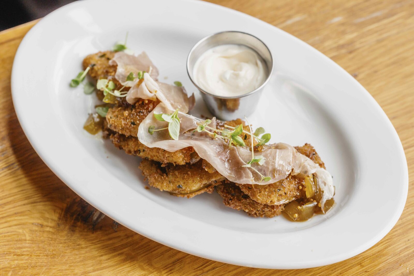 Contact - Saranello's