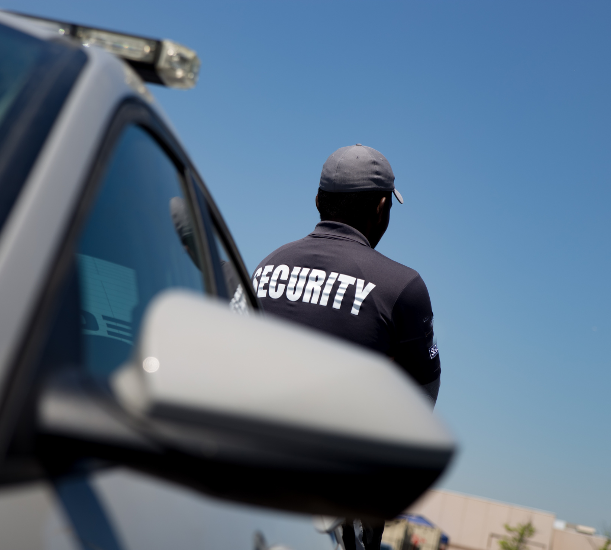 The Essential Role of Security Guards: Duties and Responsibilities On ...