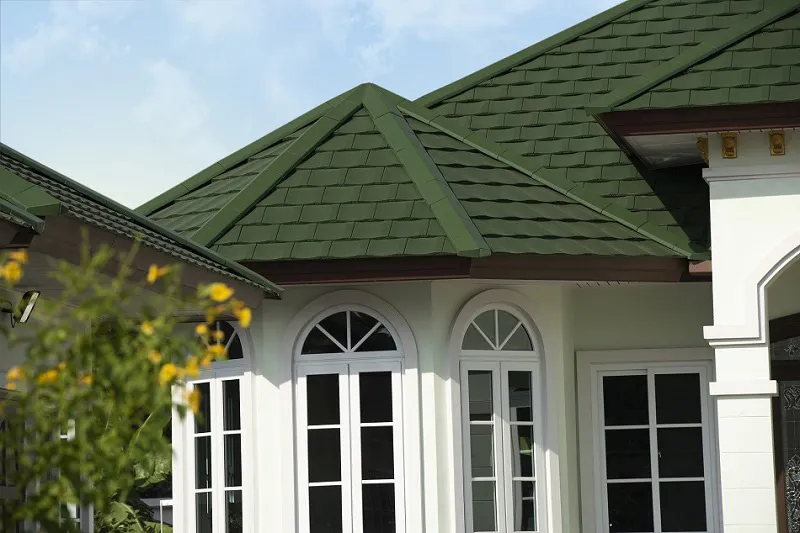 Worth living as long as one wants : EXCELLA CERAMIC ROOF