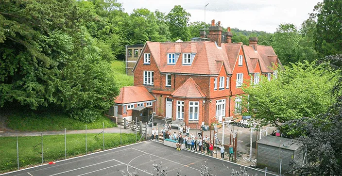 The Best Sixth Form Schools In Surrey, Caterham