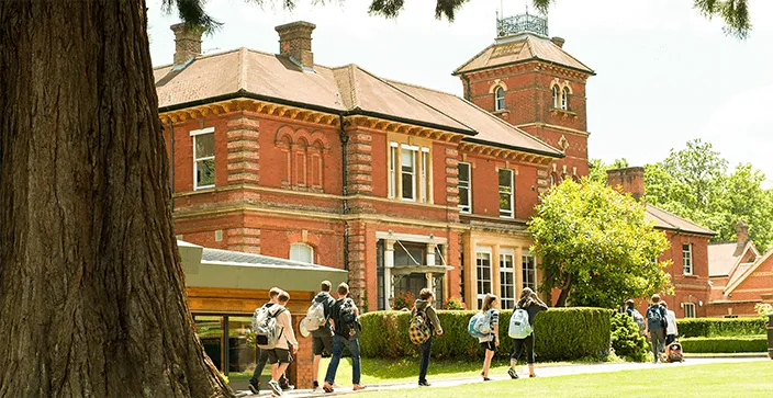 The Best Sixth Form Schools In Surrey, Egham