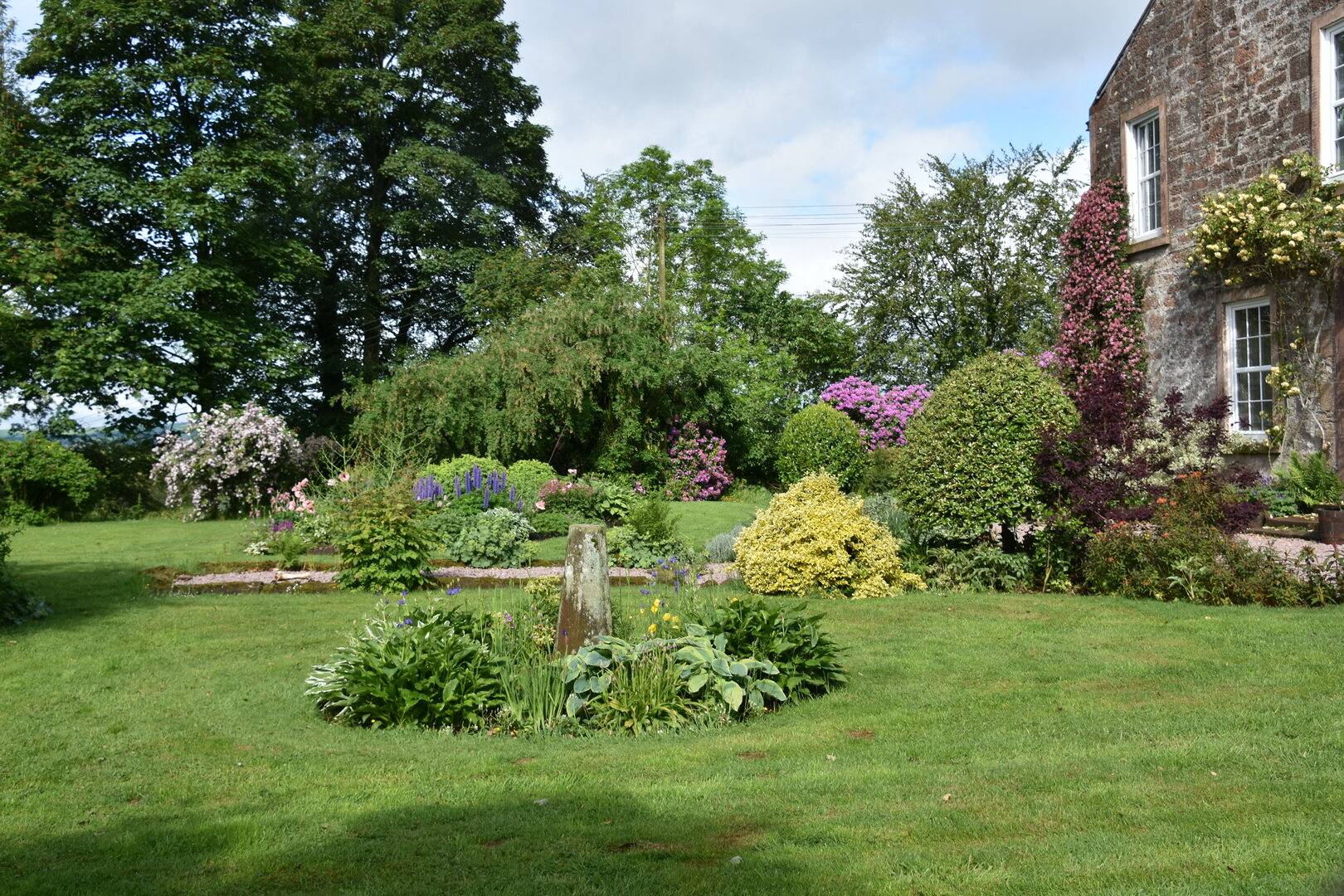 Applegarth House | Accommodation - Scotland Starts Here