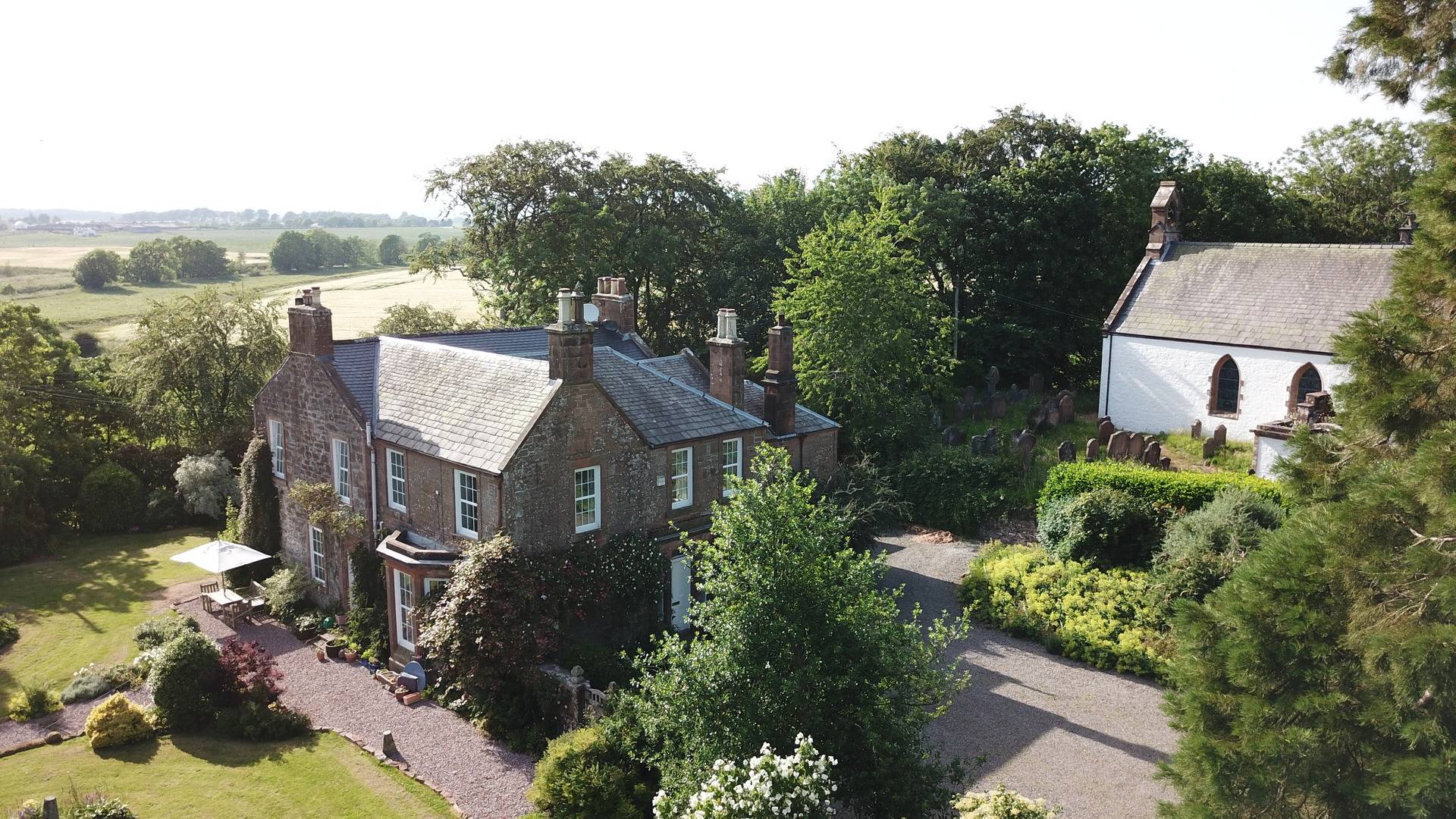 Applegarth House | Accommodation - Scotland Starts Here