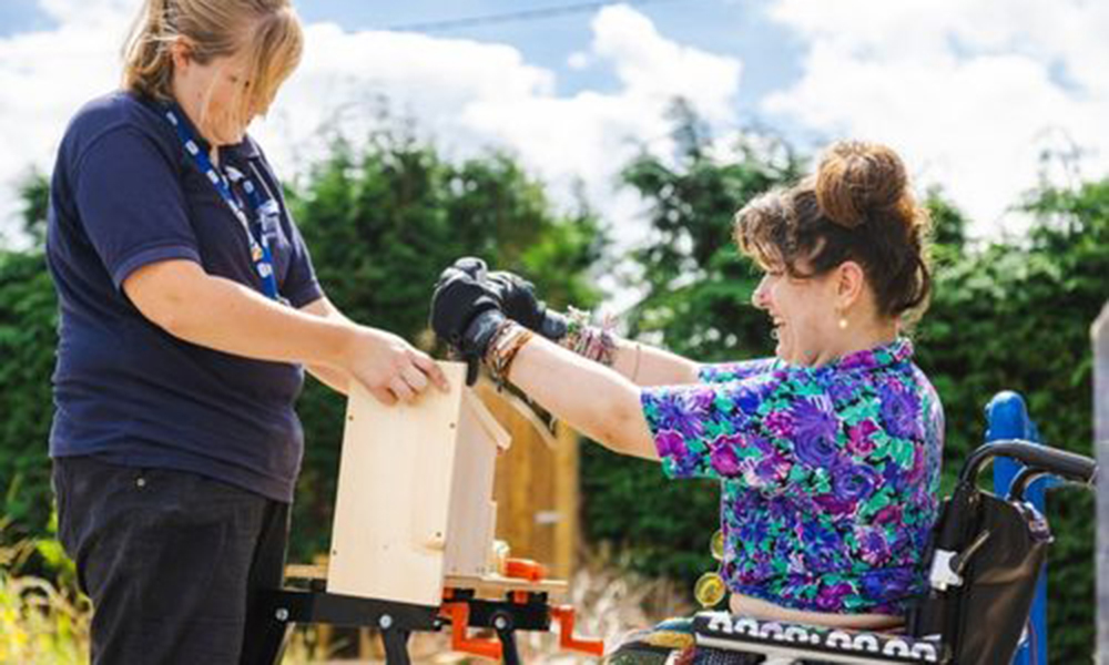 Micro vs long-term volunteering: finding a role that fits - TFN