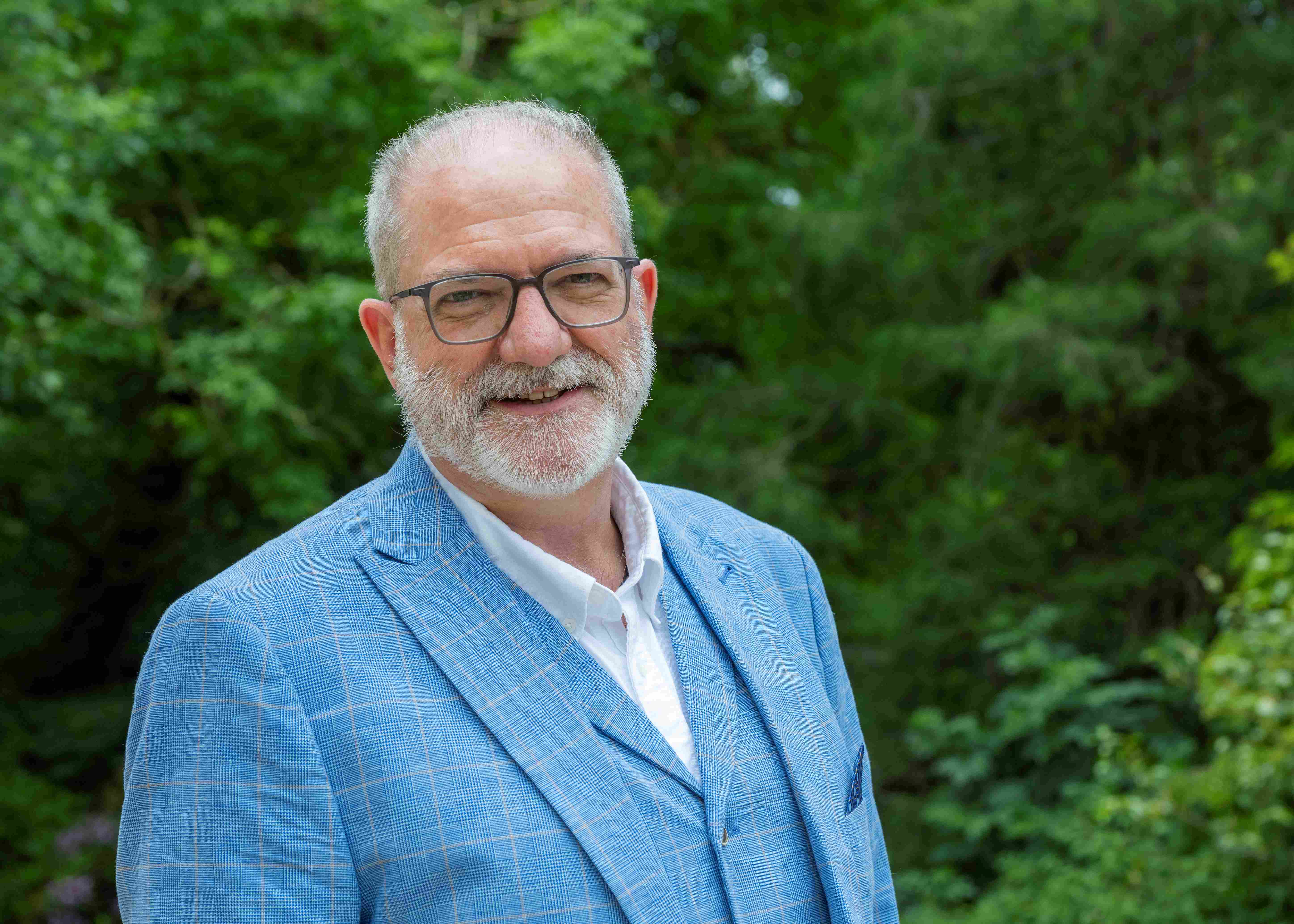 Prominent Scottish charity leader to step down - TFN