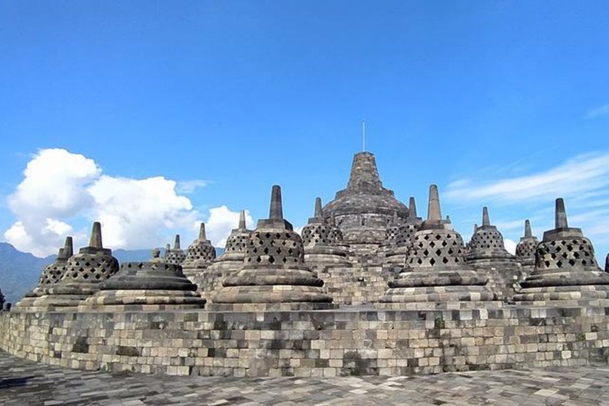 Terminal Tidar Magelang: Rute Bus, Angkot & Wisata Terdekat Terminal Tidar Magelang: Rute Bus, Angkot & Wisata Terdekat
