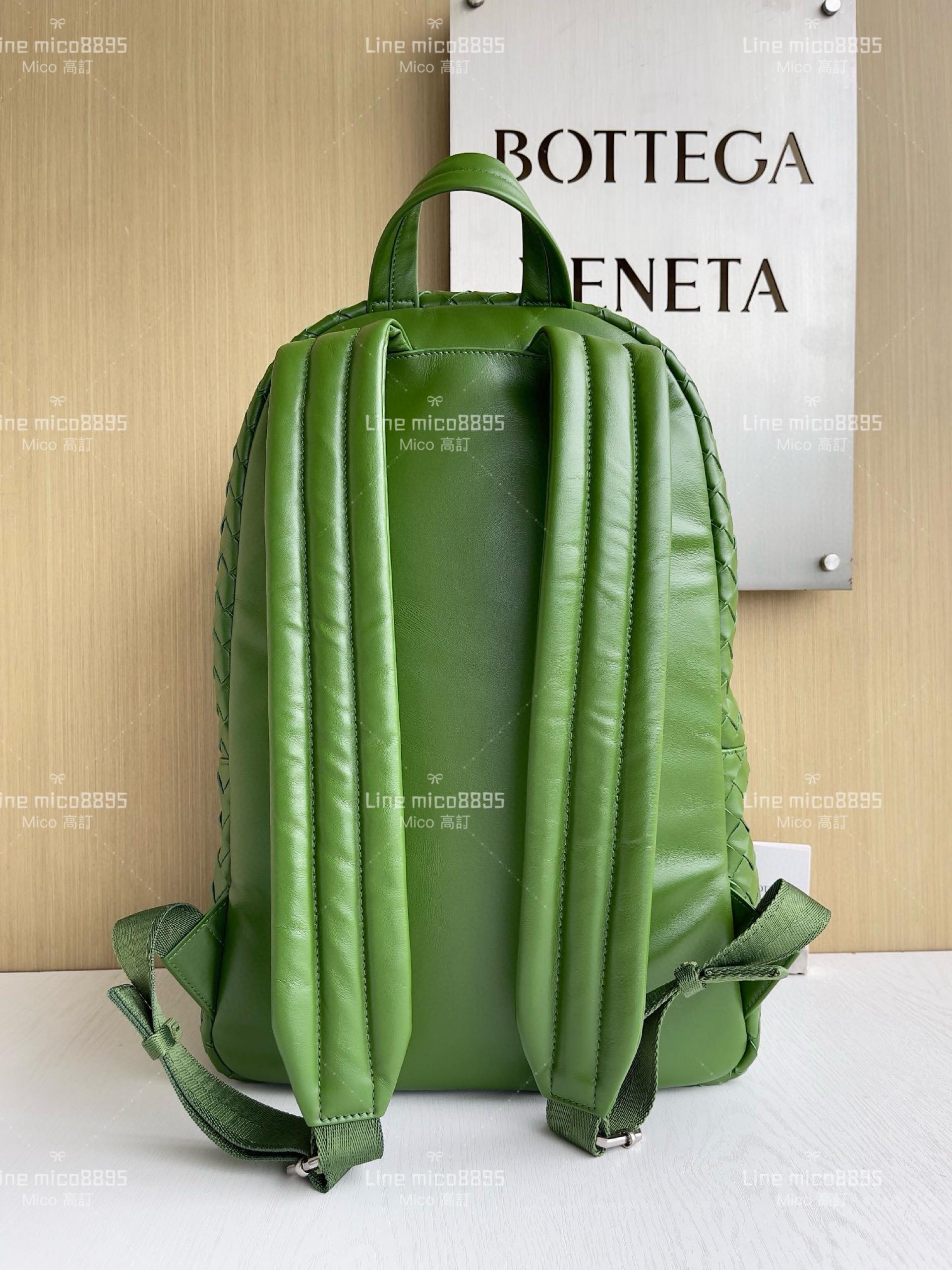 BV 青椒綠 中號 Intrecciato編織皮革背包 Backpack雙肩包 背包 30*46 | Mico高端訂製