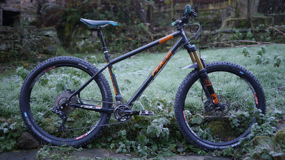 Shimano’s Deore XT Di2 2×11 Electronic Drivetrain Is From A Sci-Fi ...