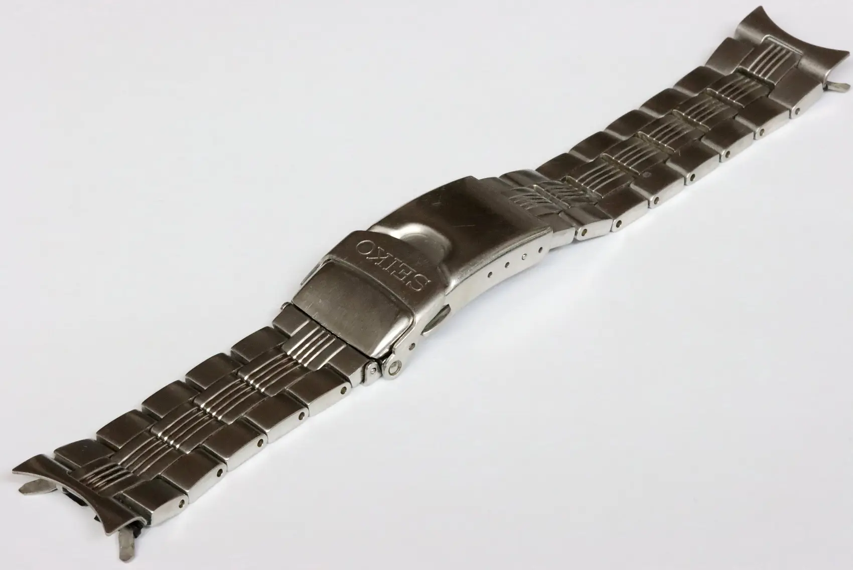 Seiko solid stainless steel 300A1-Z.I sports bracelet ...