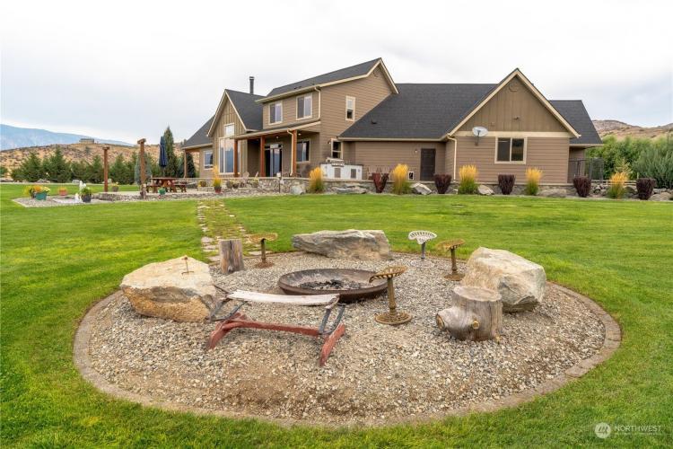 210 Griffith Ranch Road, Manson, WA 98831