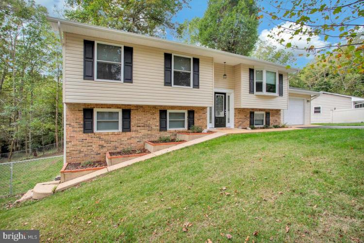 45669 Linden Ln, Lexington Park, MD 20653