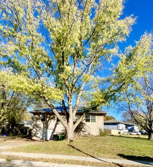 1710 Ann Ave, Harrisonville, MO 64701