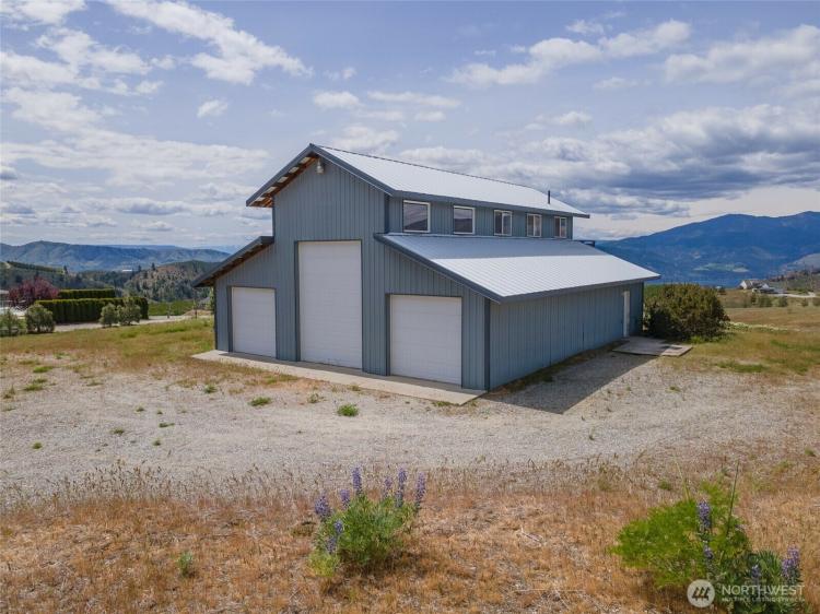 645 Chelan Trails Road, Chelan, WA 98816