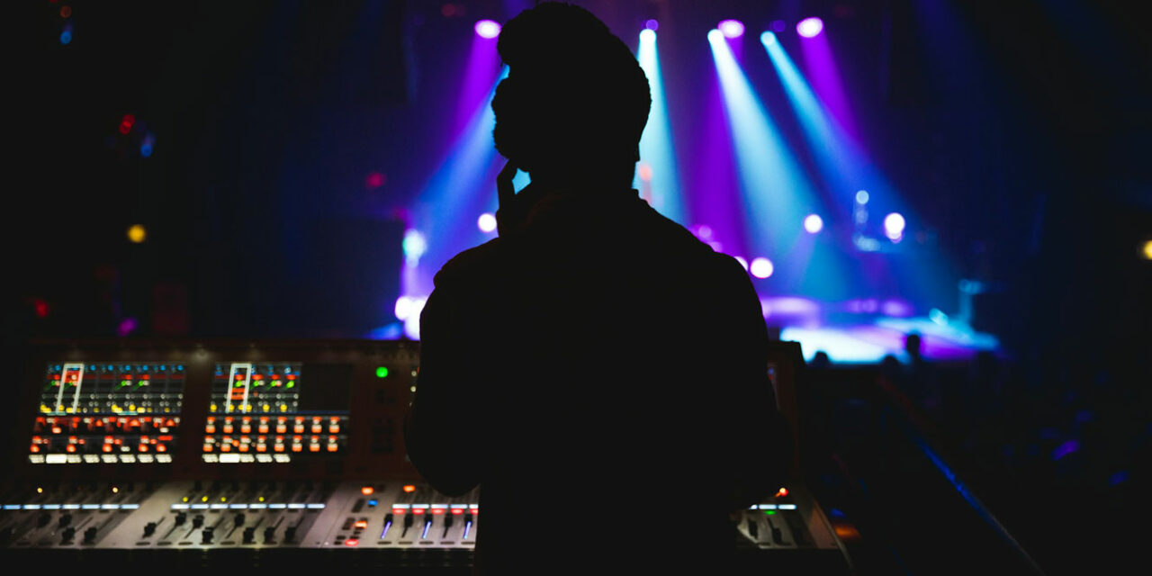A Comprehensive Guide to Live Sound Mixing | Gear4music