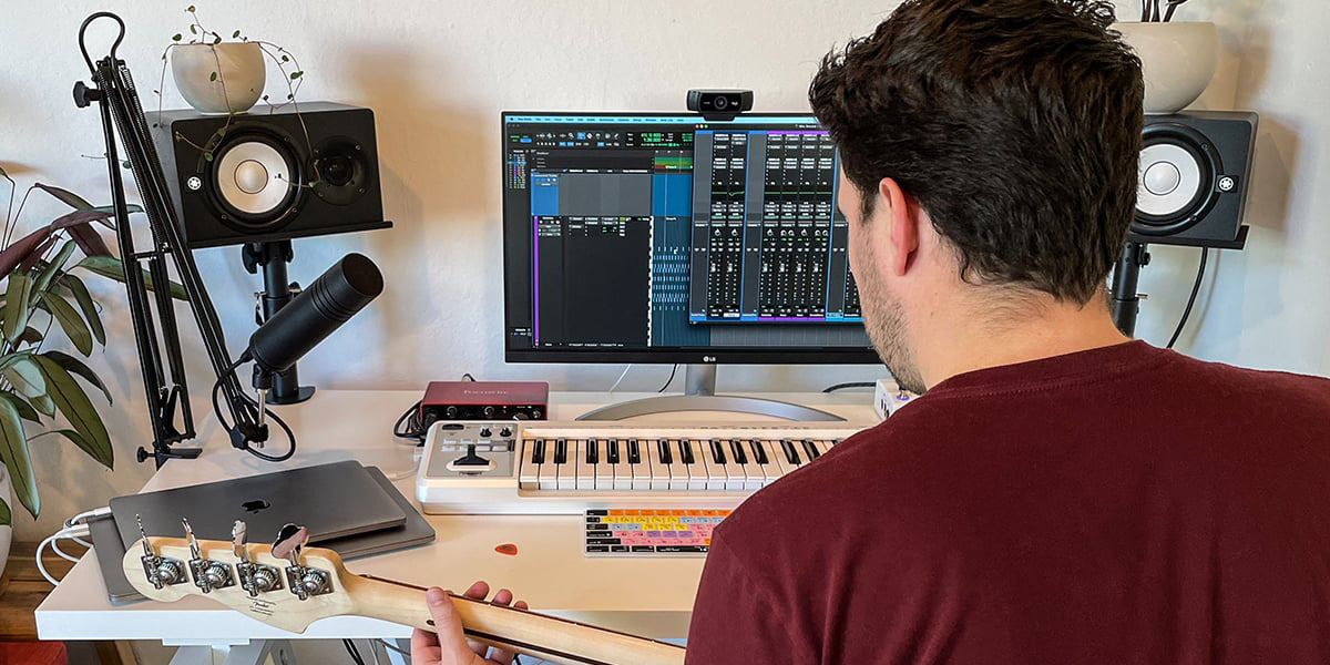 How to Use Pro Tools - A Guide for Beginners | Gear4music