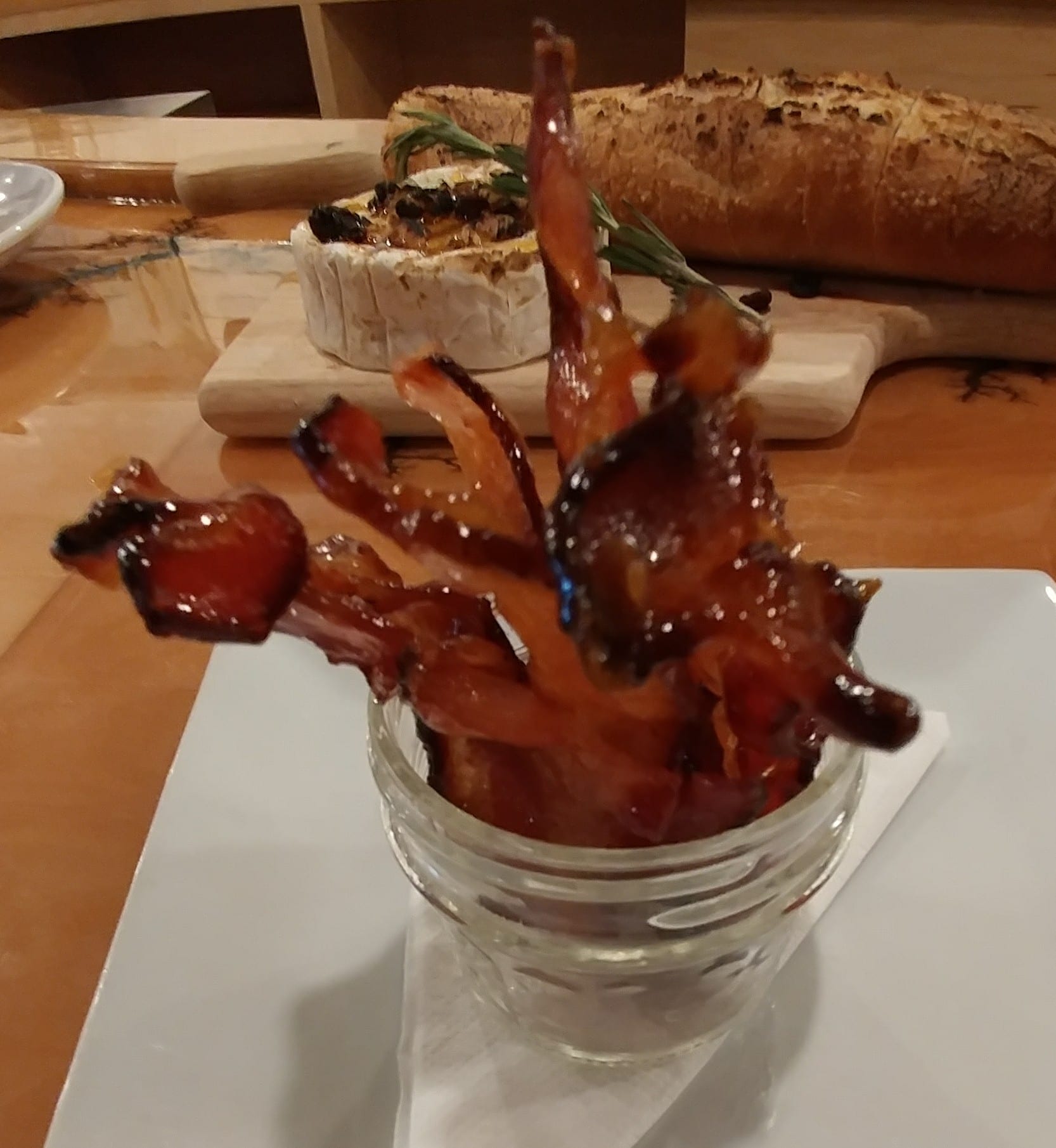 The Light Horse – It’s not a Dining Room, it’s a Dining Bar - The Zebra ...