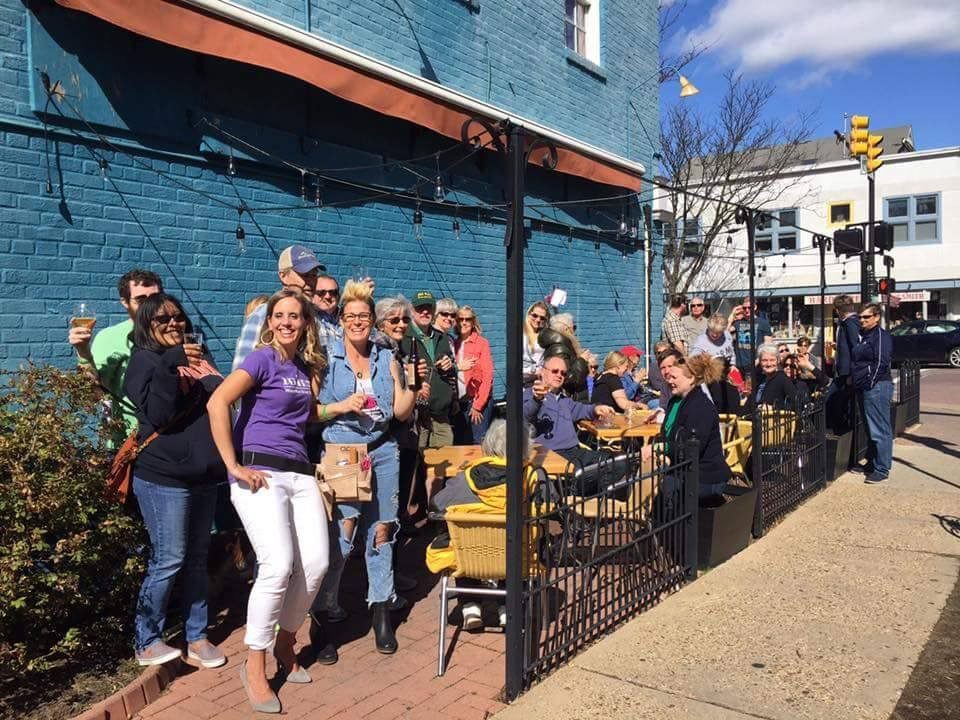 Dust off your bell bottoms and tie-dye and join the Del Ray community ...